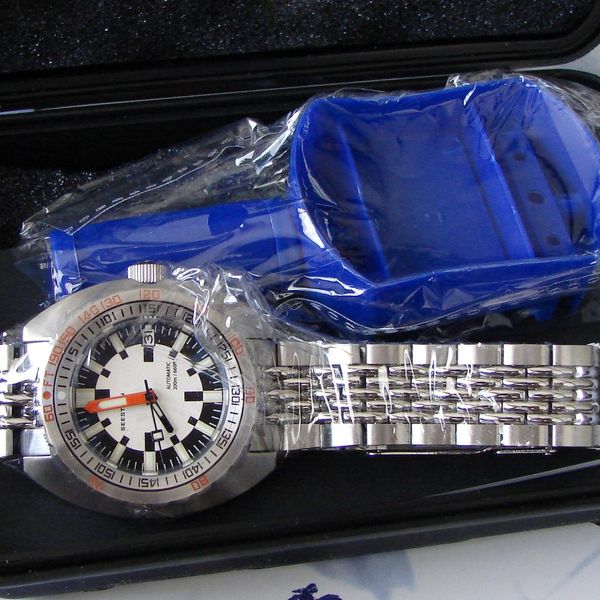 Military Style Seestern Vintage Sub 300 | WatchCharts Marketplace