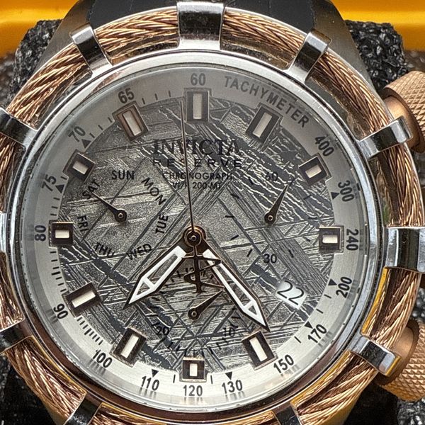 Invicta Reserve Specialty Meteorite Face Swiss Chrono Rare Two tone ...
