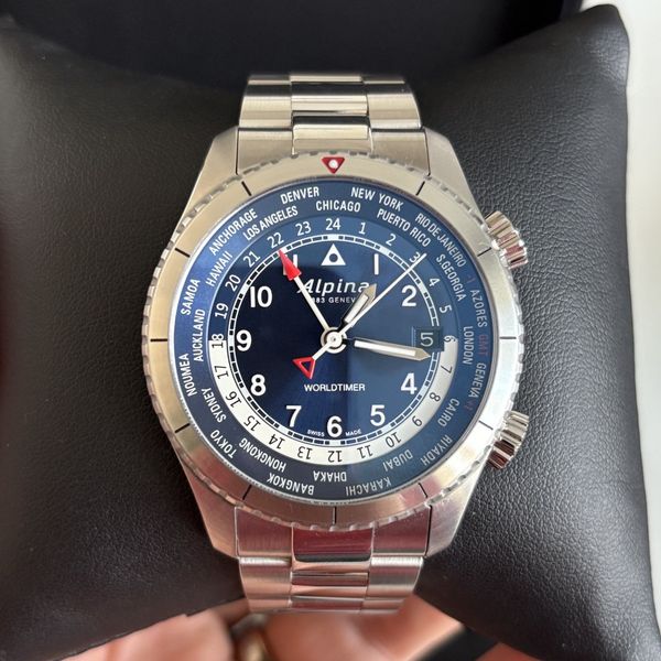 Alpina AL-255N4S26B Startimer Pilot Worldtimer Mens Watch | WatchCharts ...