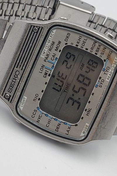 Seiko World Time Series A358-5000 Price, Specs, Market Insights ...