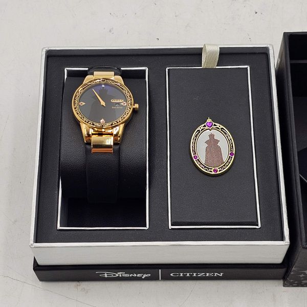 New Citizen Eco-Drive Evil Queen Watch with Pin Set Snow White and the ...