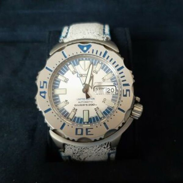 SEIKO MONSTER SNOW SKZ331 RARE THAILAND RELEASE NOS | WatchCharts