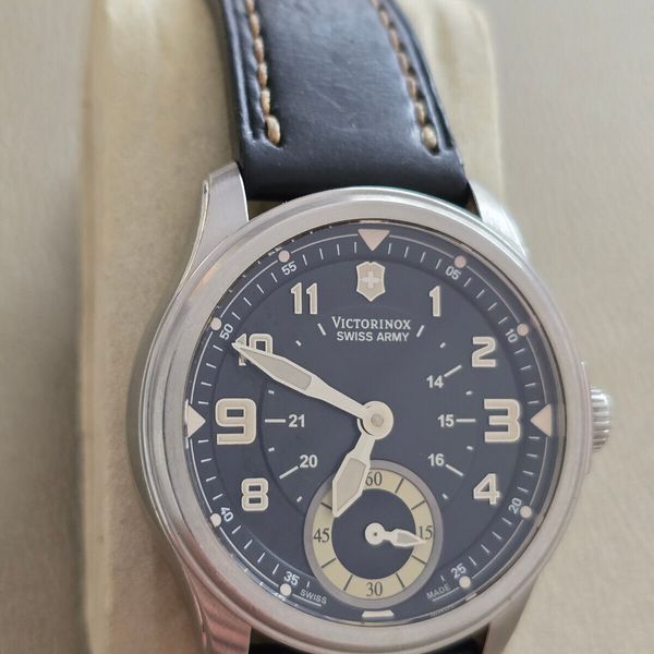 Victorinox Swiss Army 241377 Infantry Vintage “Small Seconds” Watch ...