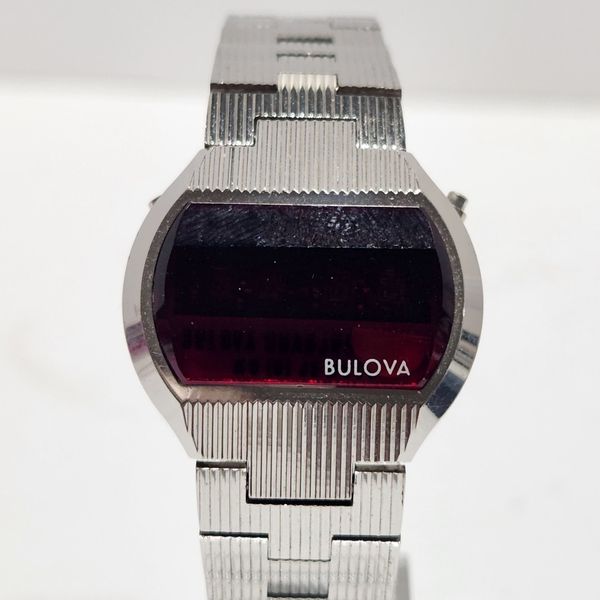 Vintage Bulova LED Digital Watch Red Display Stainless Steel Bracelet ...