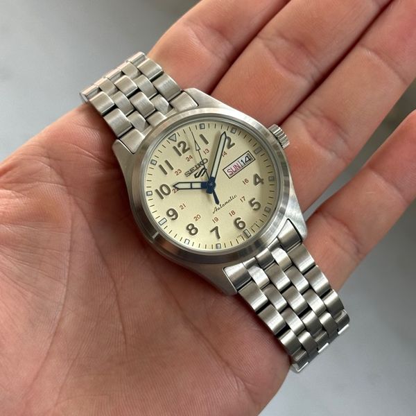 Limited Edition Seiko 5 Laurel SRPK41 SRPK41K1 | WatchCharts Marketplace