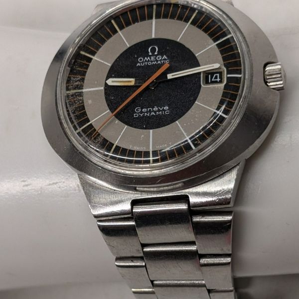 Vintage Wristwatch Omega Automatic Dynamic Date Runs Ticks Keeps Time ...