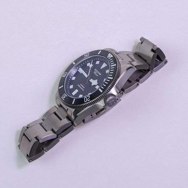 Seestern S430 Black Dial Titanium Dive Watch | WatchCharts Marketplace