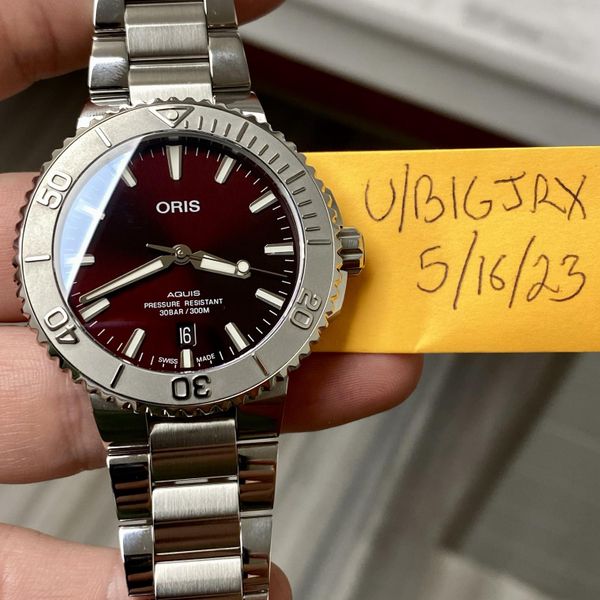 [WTS] Oris Aquis “Cherry”, 41.5mm, Full Kit 10/22 | WatchCharts Marketplace