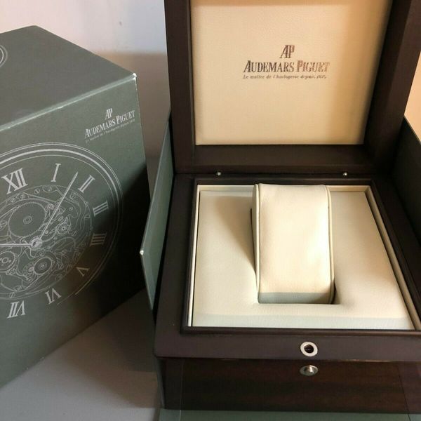 Box Audemars Piguet Royal Oak | WatchCharts