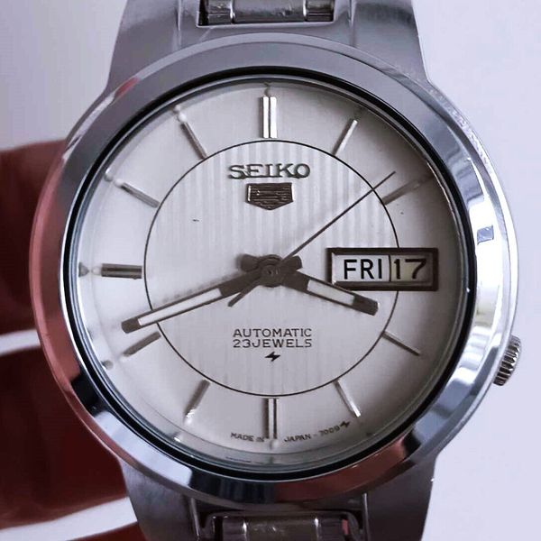 Vintage Seiko 5 automatic White dial day date Cal 7s26 | WatchCharts Marketplace