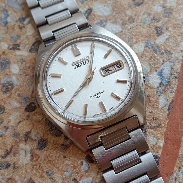 Vintage Seiko 5 Actus 21 Jewels Automatic 7019 8010 April 1977 | WatchCharts