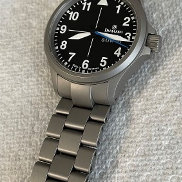 [$1,250 USD] Damasko DA38 w/ bracelet | WatchCharts
