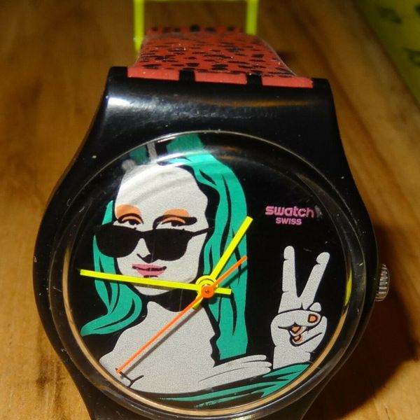 Swatch Claudia Cariera's Lisa Fan Mona Lisa Mint Condition GZ280 Swatch ...
