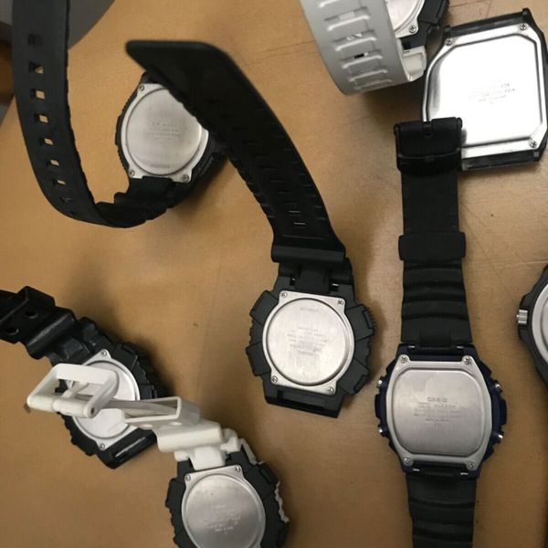 LOT OF 11 CASIO BROKEN WATCHES | WatchCharts Marketplace