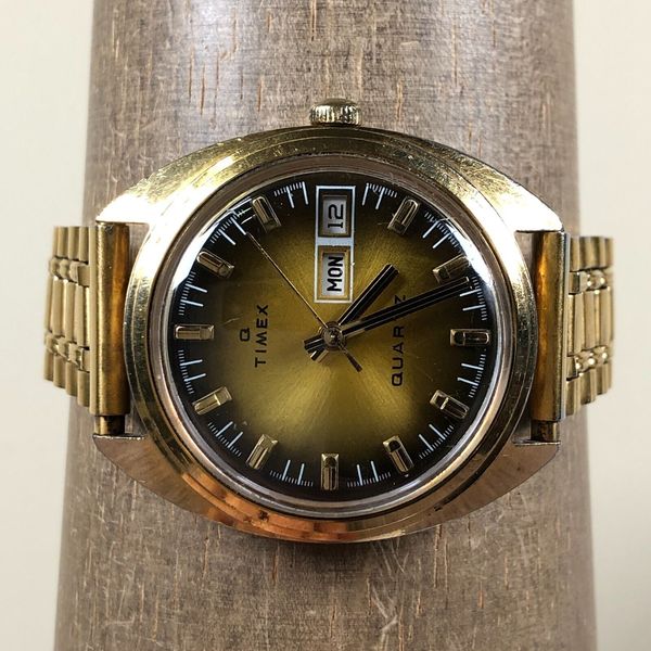 Vtg Timex Q Rubber Men Yellow Dial Gold Tone Quartz Watch 7 3/4"Read ...