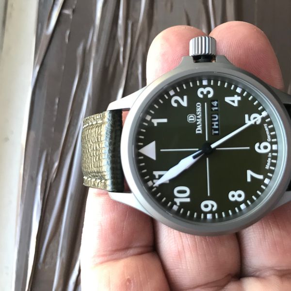 Damasko DH 2.0 With Extra Straps | WatchCharts