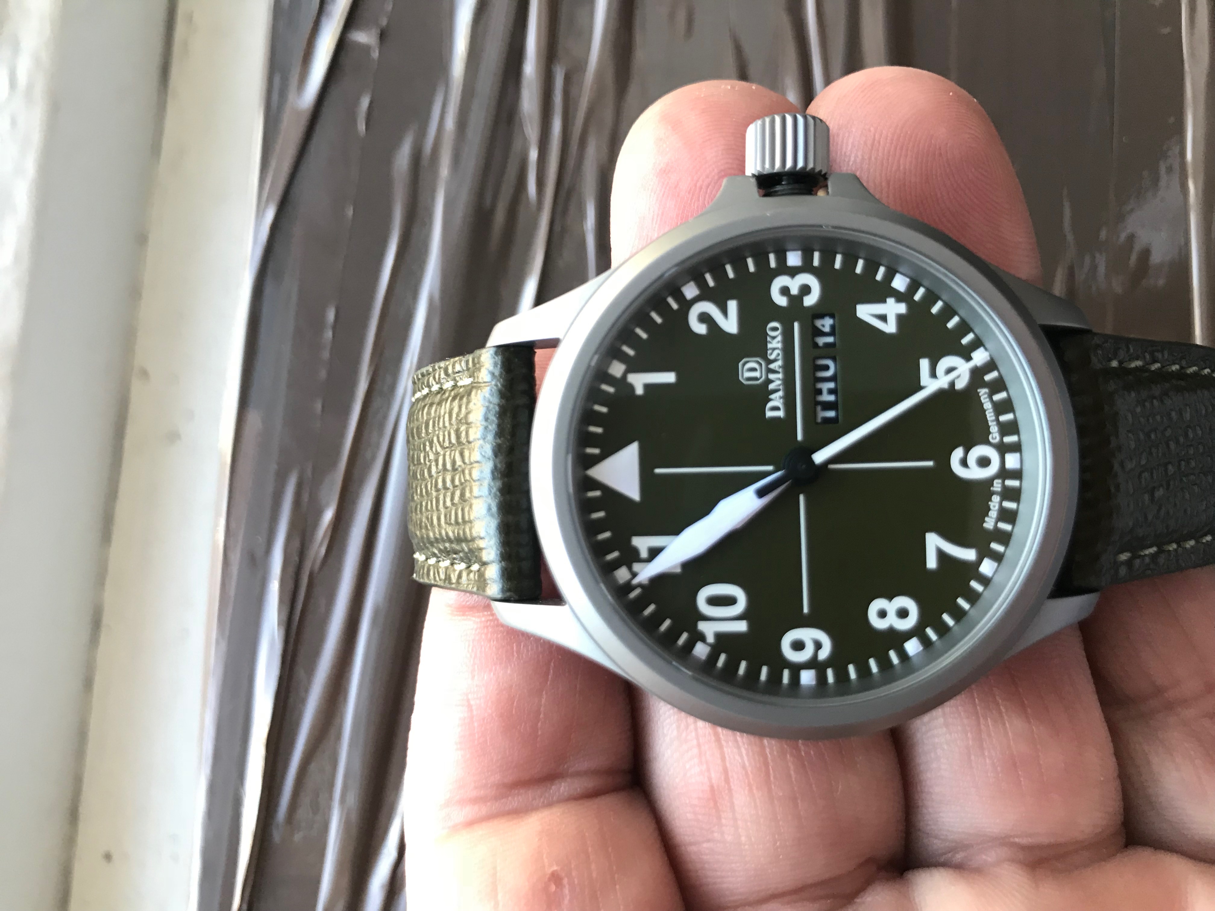 Damasko DH 2.0 With Extra Straps | WatchCharts