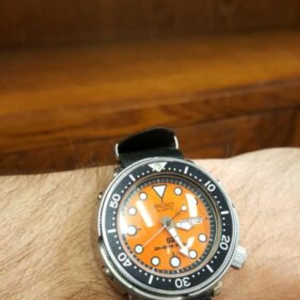 SEIKO PROFESSIONAL DIVER 7549-7010 Day/Date Tuna Quartz Watch ...
