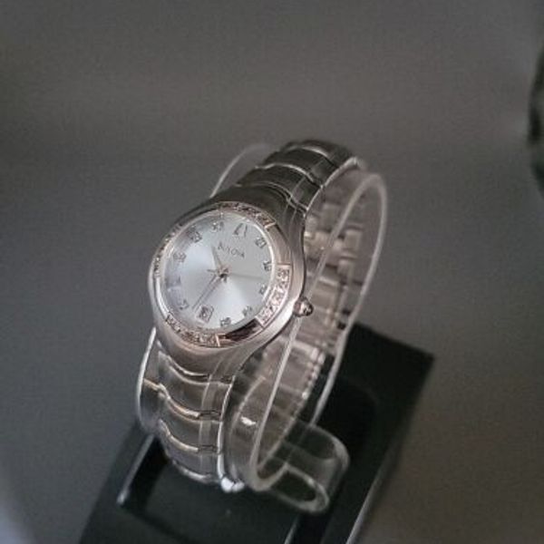 Women's Vintage 2002 Watch BULOVA 96R02 Diamonds Bezel Marked Diamonds ...