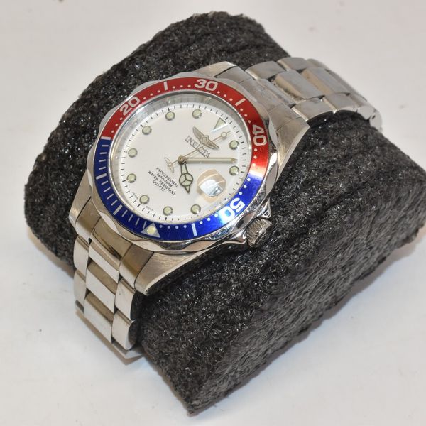 Invicta Pro Diver Men's 37.5mm Pepsi Bezel White Dial Quartz Watch ...