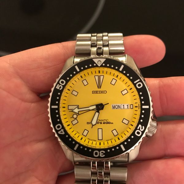 FS: Seiko SKXA35 Yellow | WatchCharts Marketplace