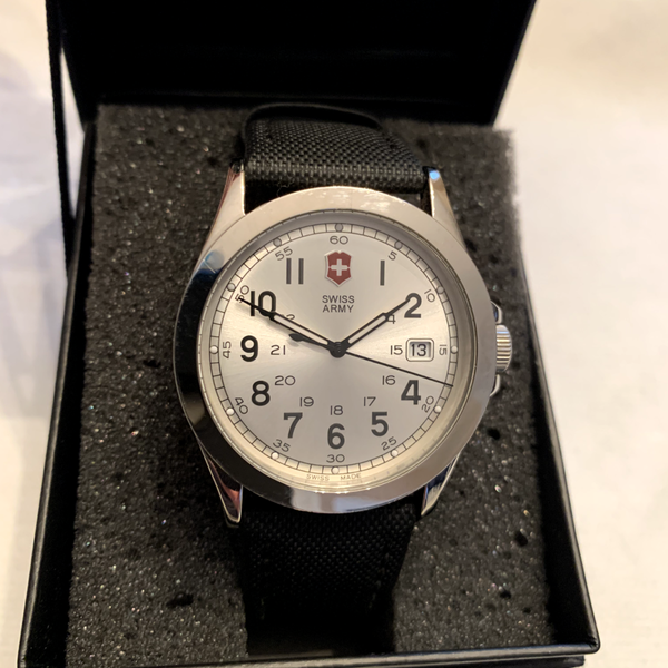 Swiss Army Victorinox Men's Watch NEW BATTERY | WatchCharts Marketplace