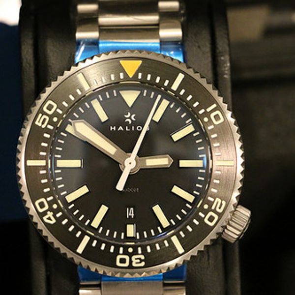 SOLD - FS: Halios Puck 1st Generation - Never Worn - Mint Condition ...