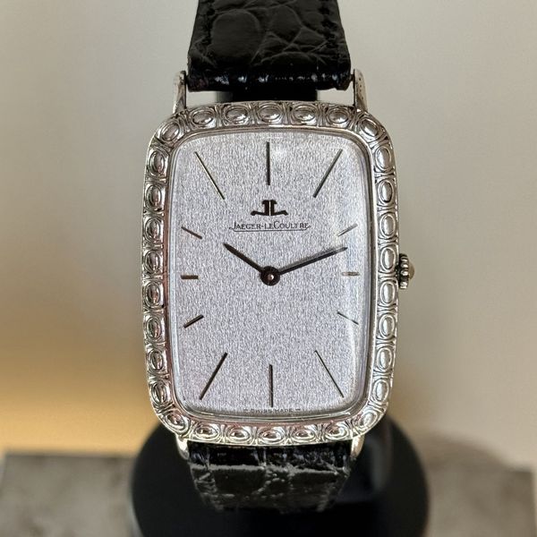 FS: Rare Jaeger LeCoultre Silver Manual Wind Ref. 9037 28.5mm x 38.5mm ...