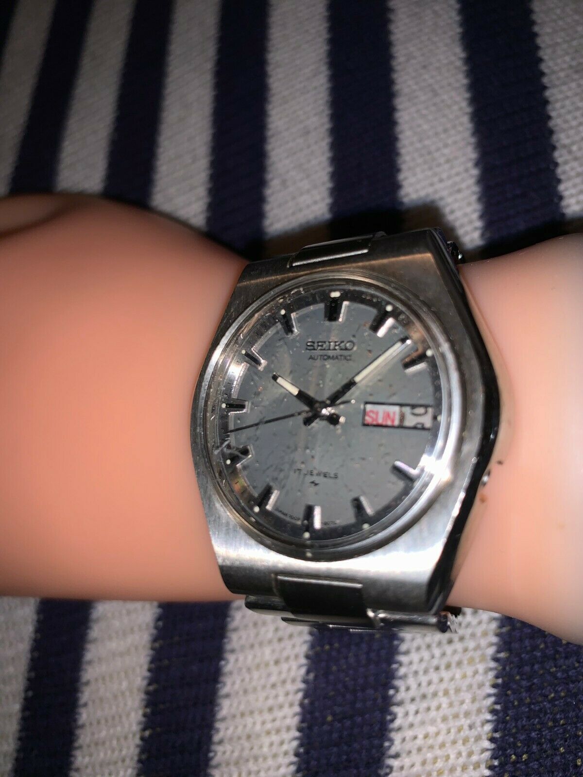 Seiko Automatic 17 Jewels Water Resistant Vintage Wrist Watch Model ...