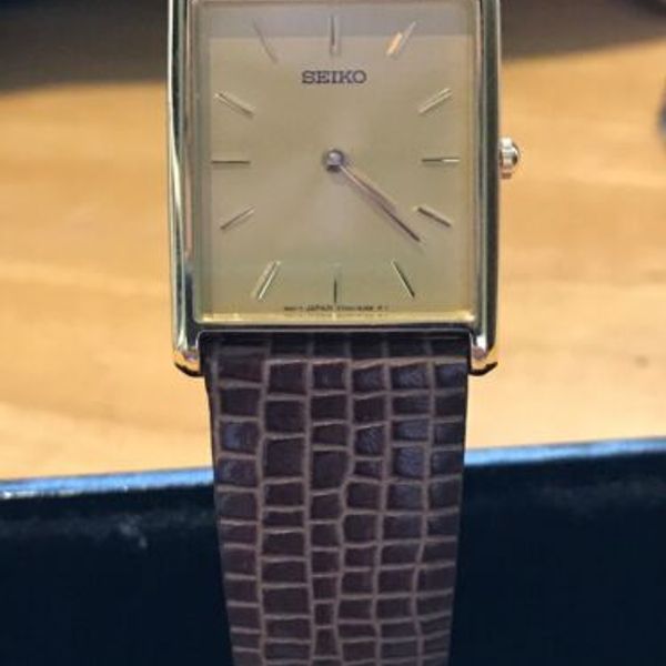 VINTAGE SEIKO THIN DRESS WATCH MODEL V700-5K30 Immaculate | WatchCharts