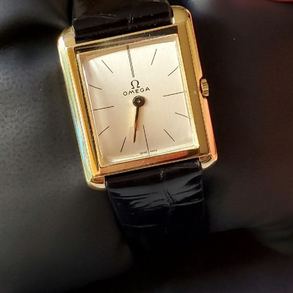 FSOT: Omega JFK Limited Edition of 261 18k tank | WatchCharts Marketplace