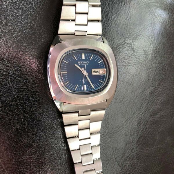 Seiko Vintage 7006 5000 Mint case 1970's runs excellent | WatchCharts