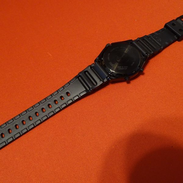 Casio Watch Mens ALL BLACK, RUBBER Band Model 2701 AMW-320. EXCELLENT ...