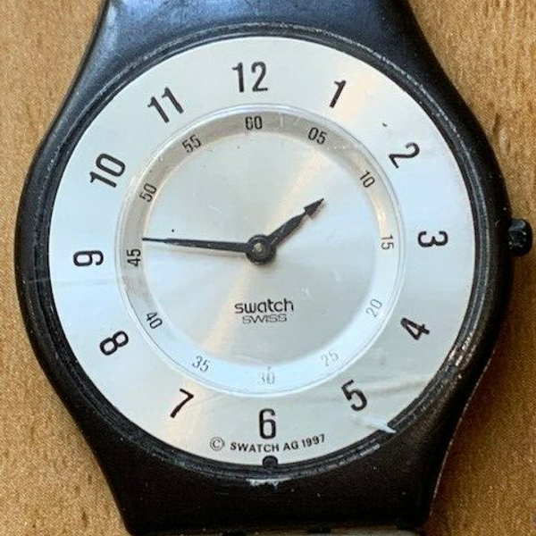Swiss Swatch Ultra-Thin Skin Irony AG1997 WR Quartz Gents Watch - 34mm ...