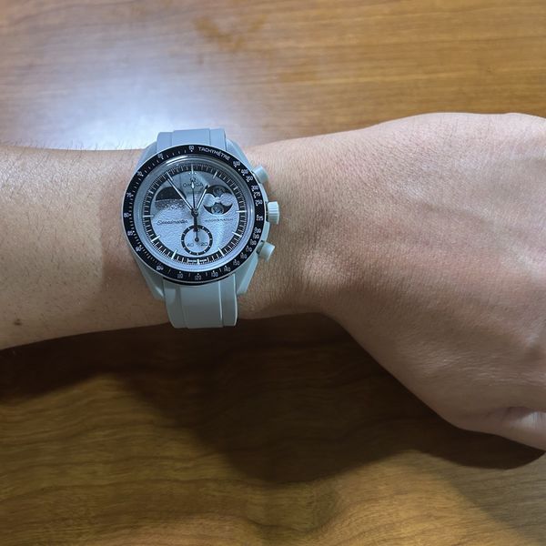 Mission To moon (EARTHPHASE) - Moonswatch - NEW SWATCH BATTERY ...