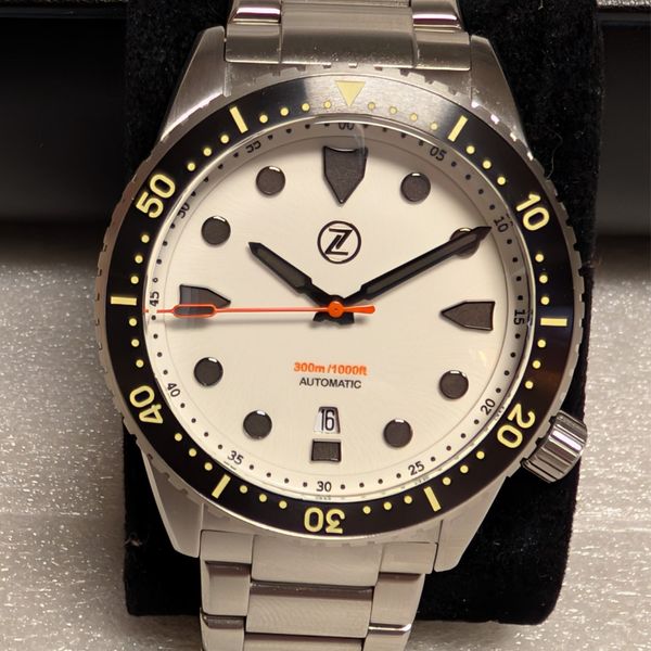 Zelos Great White Diver Automatic Watch Full Lume Dial | WatchCharts ...