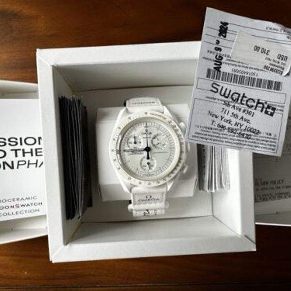 Swatch x Omega Snoopy Moonswatch Mission To The Moonphase - Full Moon ...