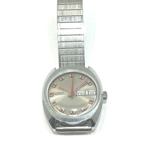 Timex Water Resistant Red Hands Dial 26950 Men Wristwatch Watch Day ...