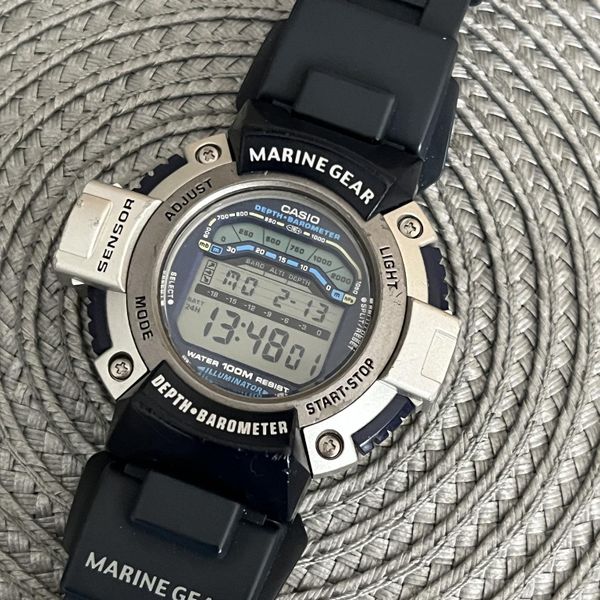 Diver Casio MRT-200 Marine Gear - Depth barometer [$144 USD ...