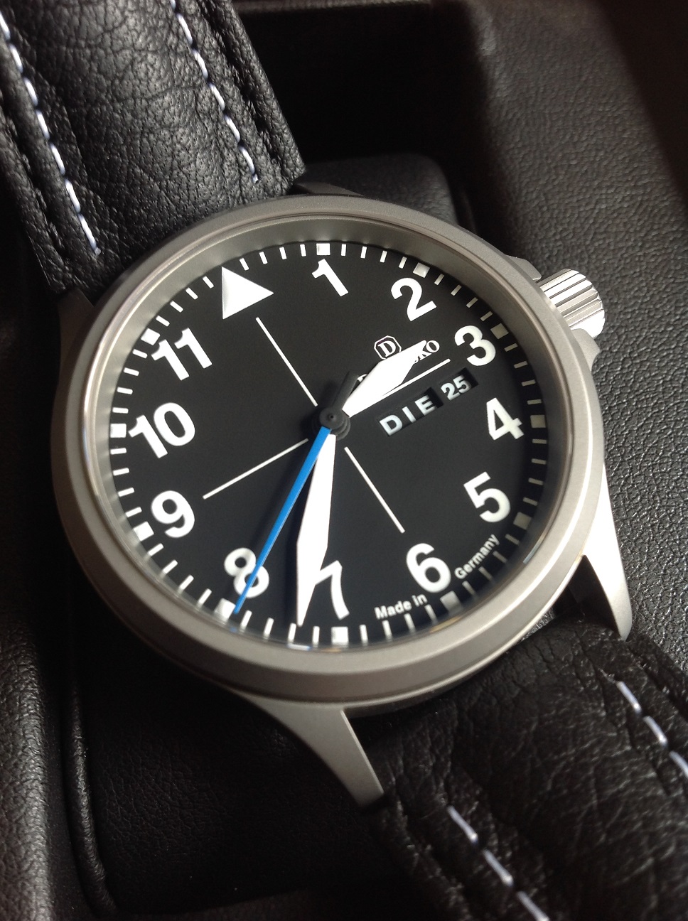 Sold: Damasko DA38 June 2017 Like New | WatchCharts