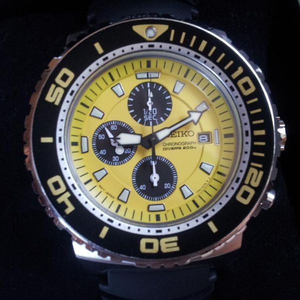 Seiko Yellow Caesar SNDA61 chronograph includes box and all paper work ...