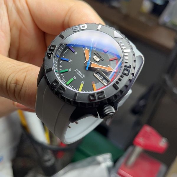 Seiko Rainbow SKX Mod | WatchCharts Marketplace