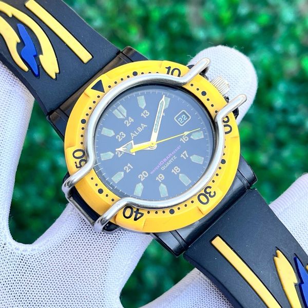 Vintage Seiko Alba Sports 10 Bar Original Japan Men's Quartz Watch V532-6C20 | WatchCharts ...