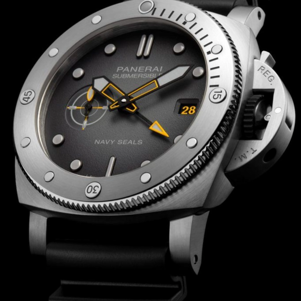 FS : Panerai 1323 Submersible 44mm GMT Navy Seals Limited Edition ...