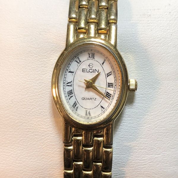 Vintage Elgin Gold Tone Womenâ s Oval Watch Roman Numerals Ladies New ...
