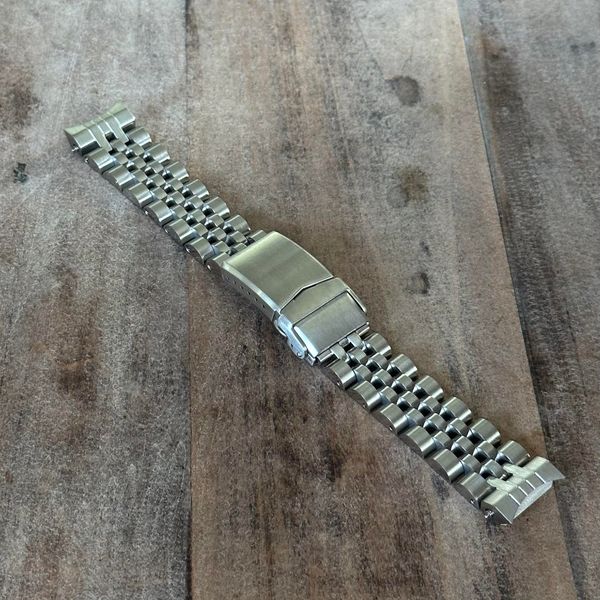 [WTS] Seiko MM300 Strapcode Angus-J Louis (Jubilee) Bracelet – $65 ...