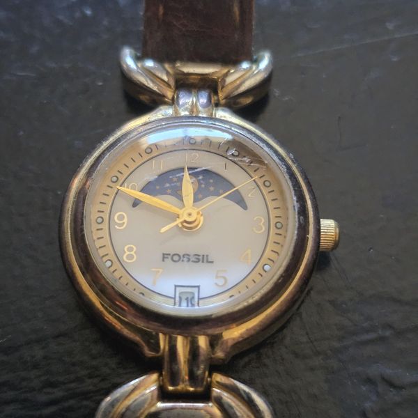 Vintage Fossil Womens Watch Moon Phase Date Gold Tone Brown Leather ...
