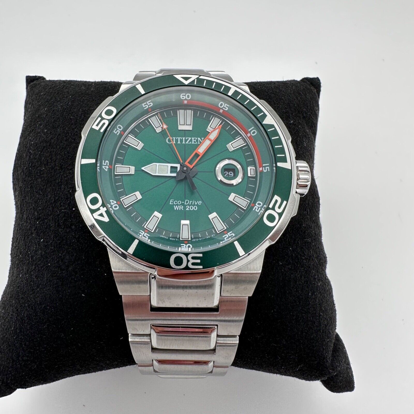 Citizen AW1428-53X Eco-Drive Endeavor Stainless Steel Green Citizen AW1428-53X Eco-Drive Endeavor Stainless Steel Green
