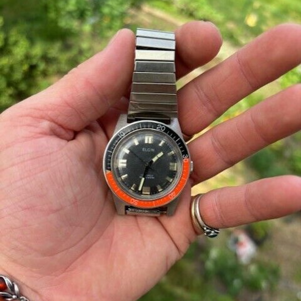 Elgin Stainless Steel Bakelite Bezel Diver's Automatic Wristwatch ...