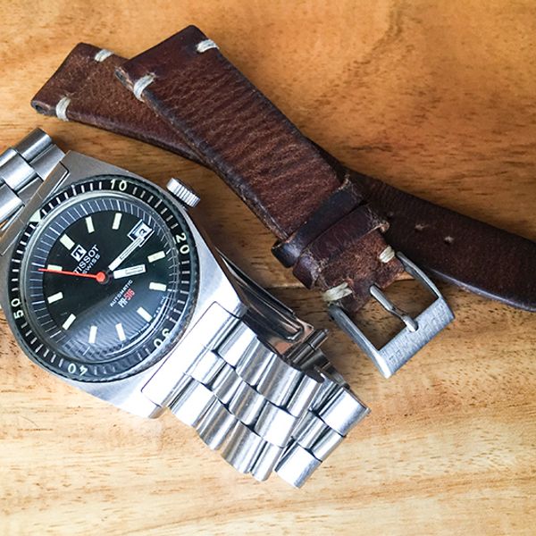 Vintage Tissot PR516 Automatic Bakelite Bezel w/Bracelet & Hodinkee ...